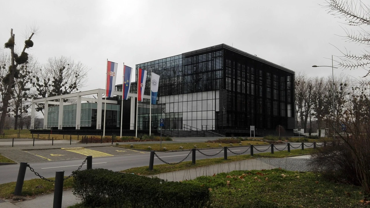 Akademski plenum: Univerzitet u Novom Sadu ispao sa liste top 1.000 ...